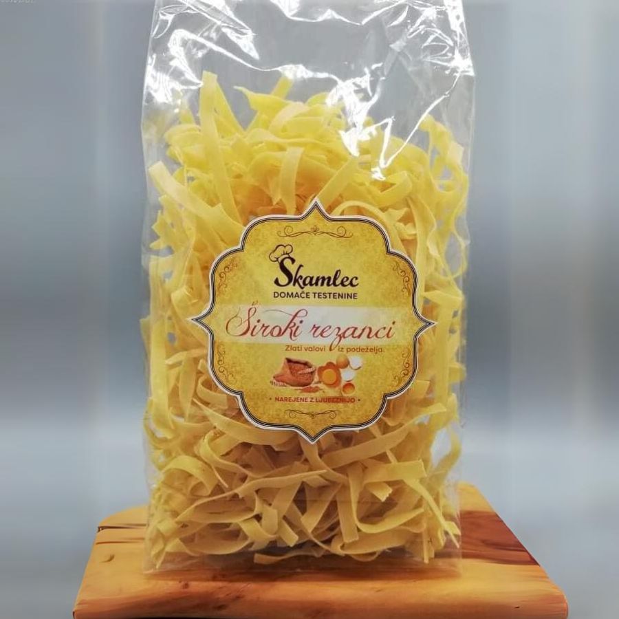 ŠIROKI REZANCI - Ljubim Domače